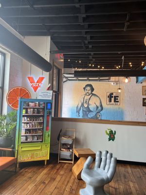 FIZZ ED - Updated December 2025 - 64 Photos & 59 Reviews - 260 Howard ...