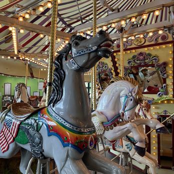 SALEM’S RIVERFRONT CAROUSEL - Updated December 2025 - 60 Photos & 37 ...
