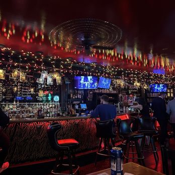 CLEO’S BAR & GRILL - Updated December 2025 - 163 Photos & 488 Reviews ...