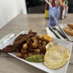 CAFE 222 - Updated October 2025 - 1839 Photos & 2456 Reviews - 222 ...