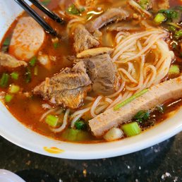 PHO NUMBER ONE - Updated February 2025 - 256 Photos & 299 Reviews ...
