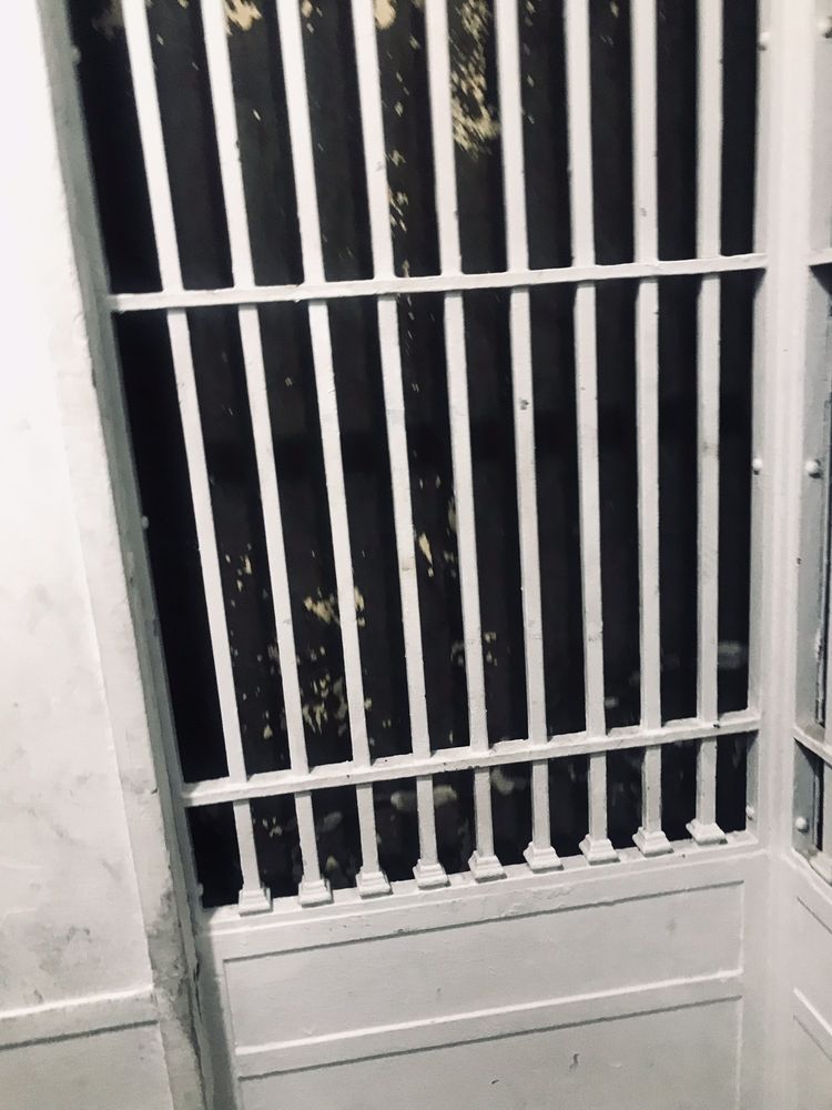 JOHN R APARTMENTS - 14 Photos - 2627 John R, Detroit, MI - Yelp