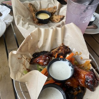 CHOW PIZZA BAR - Updated July 2025 - 180 Photos & 305 Reviews - 8311 ...