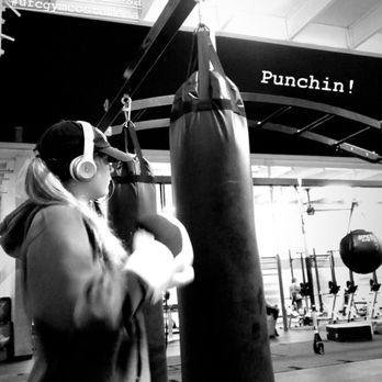 UFC GYM COSTA MESA - Updated June 2024 - 94 Photos & 190 Reviews - 2860 ...