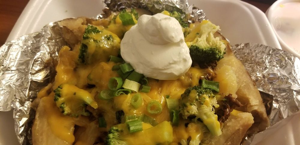 TWO BROTHERS BBQ - 16 Photos & 41 Reviews - Barbeque - 300 S Greenwich ...