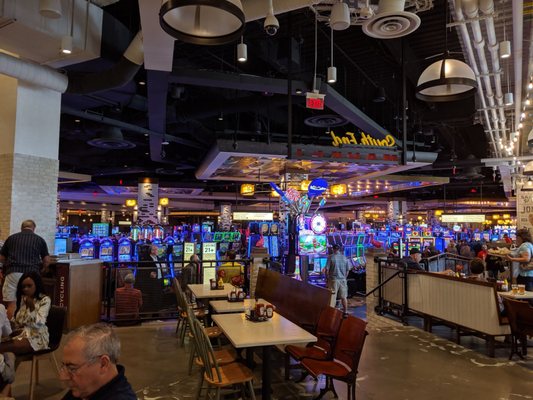 BILL’S DINER - 16 Photos & 18 Reviews - 1 Mgm Way, Springfield ...