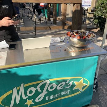 MOJOE’S BURGER JOINT - 303 Photos & 465 Reviews - 620 Glenwood Ave ...