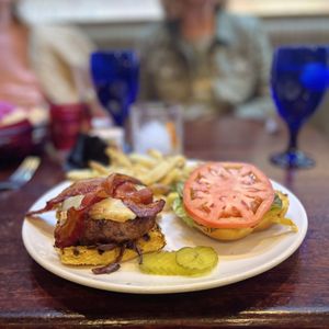 QUIPS PUB - Updated June 2025 - 118 Photos & 181 Reviews - 457 New ...