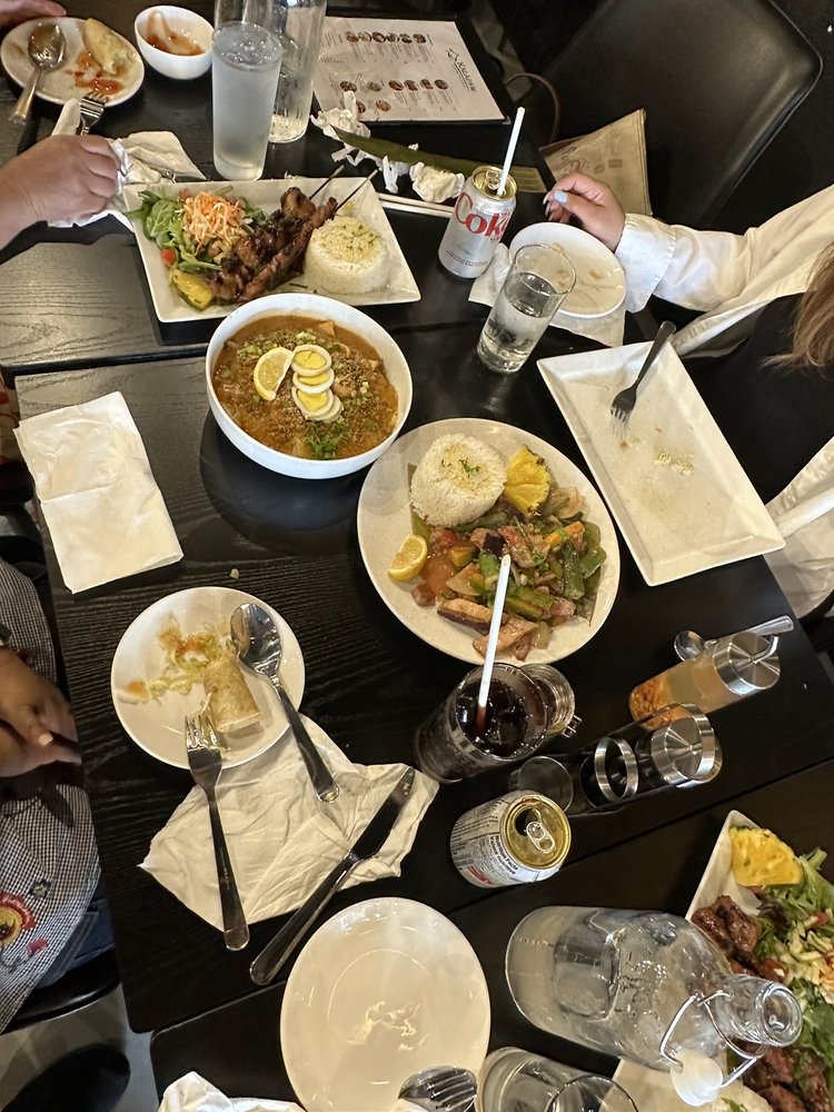 KALAPAW - Updated December 2025 - 17 Photos - 3339 E Bd des Sources ...