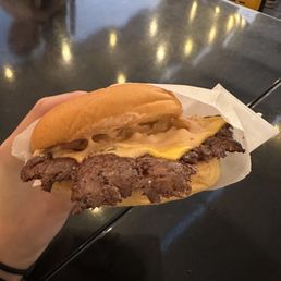 BURGER BODEGA - Updated August 2025 - 956 Photos & 522 Reviews - 4520 ...