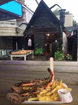 PRAWNOGRAPHY - Updated December 2024 - 12 Photos - Magic Roundabout ...