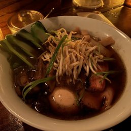 HIGH FIVE RAMEN - 792 Photos & 1008 Reviews - 112 N Green St, Chicago ...