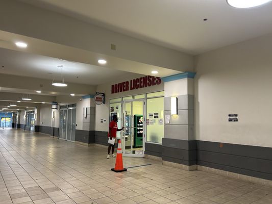 DMV POMPANO CITI CENTRE - Updated January 2026 - 61 Photos & 53 Reviews ...