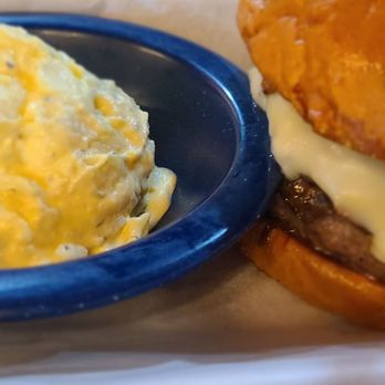 HAMBURGER FACTORY FAMILY RESTAURANT - Updated August 2025 - 761 Photos ...