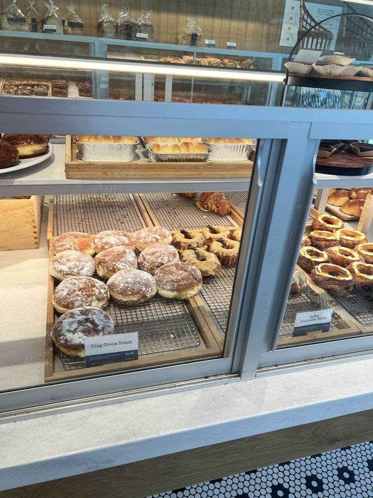 PARIS BAGUETTE - Updated August 2025 - 135 Photos & 65 Reviews - 3420 ...