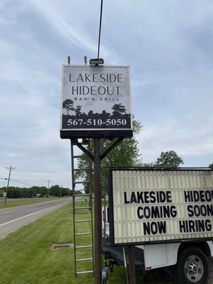LAKESIDE HIDEOUT BAR & GRILL - Updated July 2024 - 13 Photos - 7849 ...