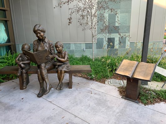 ALMADEN BRANCH LIBRARY - Updated October 2025 - 52 Photos & 35 Reviews ...