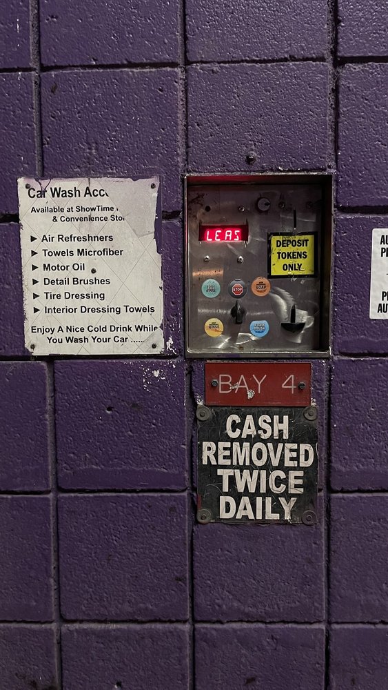 TIDEY WHITEYS CAR WASH - Updated March 2025 - 5853 W Tropicana Ave, Las ...