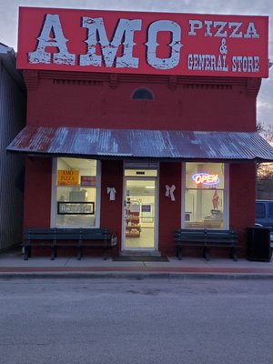 AMO PIZZA - Updated October 2025 - 74 Photos & 31 Reviews - 4964 Pearl ...