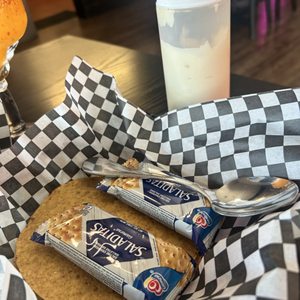 MARISCOS EL GARAGE - Updated February 2025 - 39 Photos & 35 Reviews ...