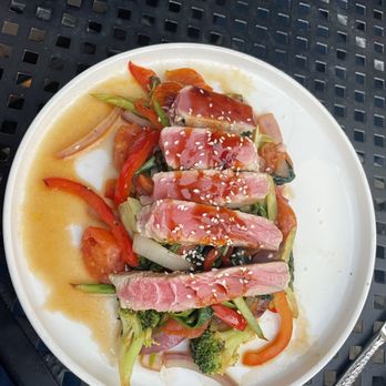 402 EAT + DRINK - Updated July 2024 - 328 Photos & 189 Reviews - 17305 ...