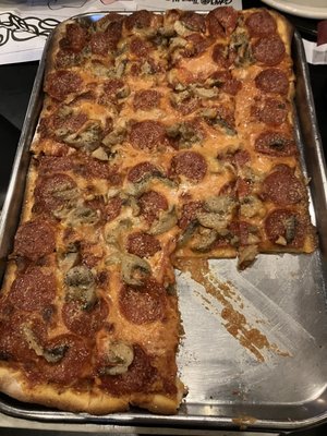 PIRRONE’S PIZZERIA - 94 Photos & 169 Reviews - 1775 Washington St ...