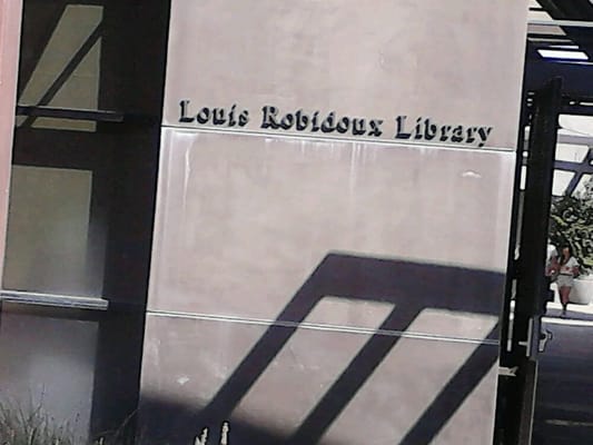 LOUIS ROBIDOUX LIBRARY - Updated December 2025 - 16 Photos - 5840 ...