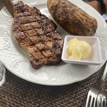 THE RED GERANIUM RESTAURANT - Updated October 2025 - 60 Photos & 79 ...