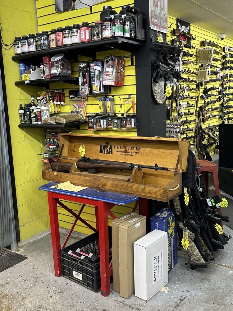 Bullfrog Corner Pawn & Guns, Horn Lake | Roadtrippers