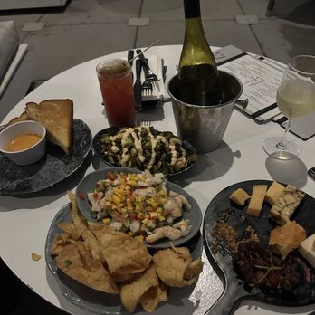 BAR 17 BISTRO - Updated July 2024 - 278 Photos & 114 Reviews - 6725 ...