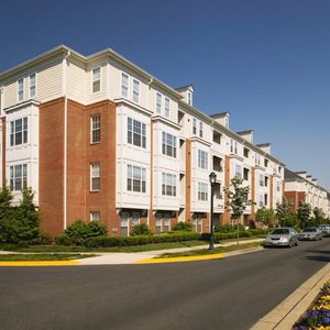 TIMBERLAWN CRESCENT - 10 Photos - 5707 Luxemburg St, North Bethesda ...