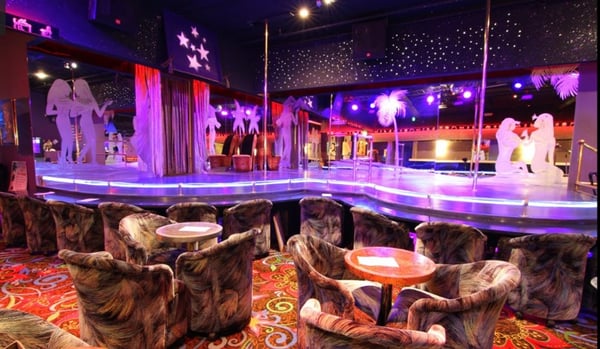 DESERT SHOW GIRLS GENTLEMEN’S CLUB - Updated June 2024 - 37 Photos & 67 ...