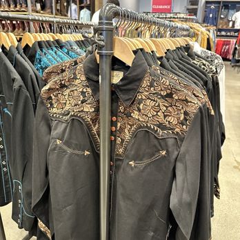 BOOT BARN - Updated December 2025 - 45 Photos - 20 Colma Blvd, Colma ...