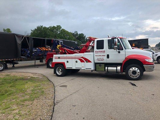 STATEWIDE TOWING AND RECOVERY - Updated October 2025 - 10 Photos & 12 ...