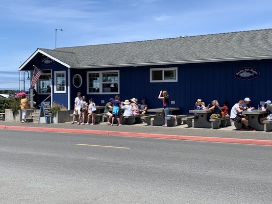 BANDON FISH MARKET - 177 Photos & 414 Reviews - 249 1st St SE, Bandon ...