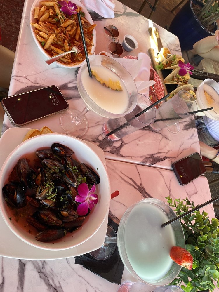 THE LOCUST - Updated July 2025 - 28 Photos & 10 Reviews - 918 Ocean Dr ...