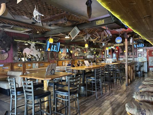 BUFFALO BAR & GRILL - Updated January 2026 - 332 Photos & 554 Reviews ...