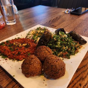 ROZ GRILL - Updated November 2024 - 103 Photos & 44 Reviews - 8200 ...