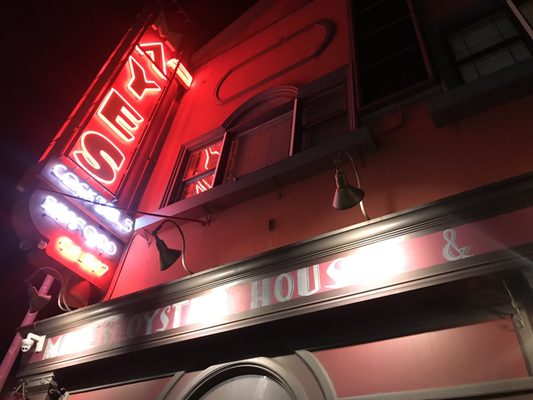 MAYES OYSTER HOUSE - 247 Photos & 710 Reviews - 1233 Polk St, San ...