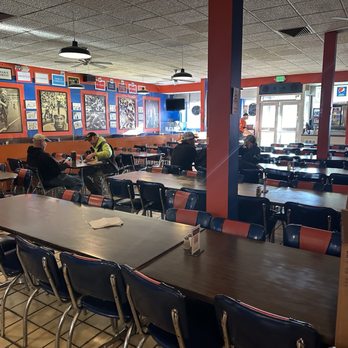 VARSITY PIZZA - Updated October 2025 - 133 Photos & 142 Reviews - 802 S ...