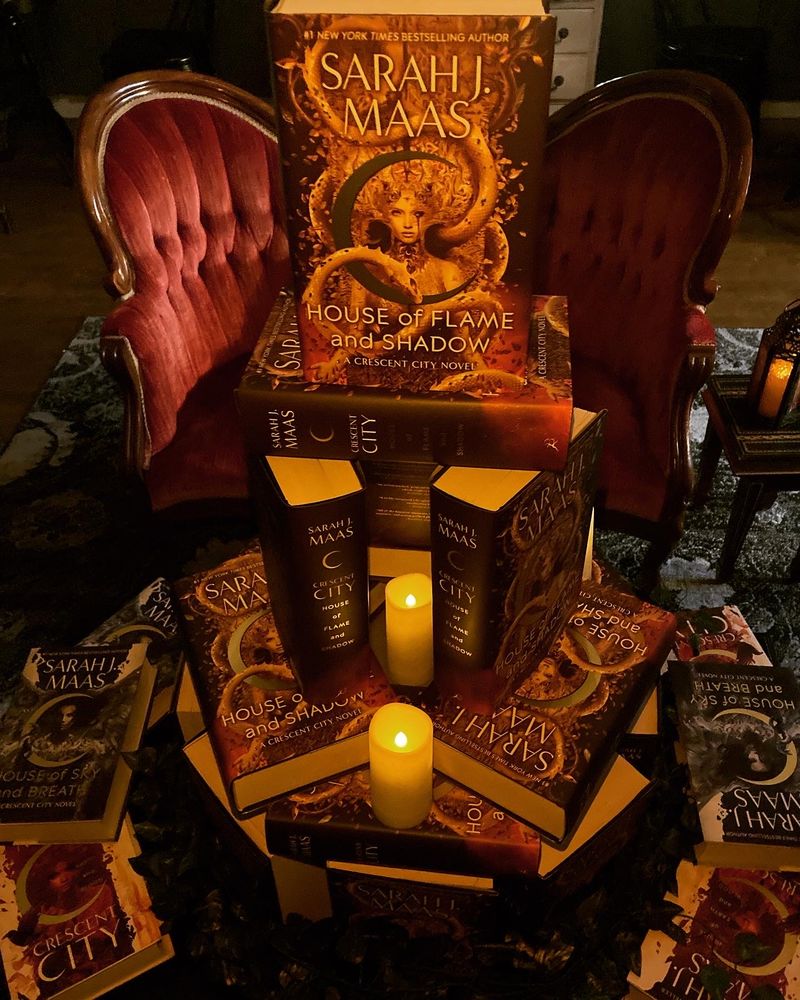 THE HIDDEN CHAPTER BOOKSTORE - Updated August 2025 - 43 Photos & 10 ...