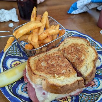 THREE CHOPT SANDWICH SHOPPE - Updated December 2025 - 53 Photos & 72 ...