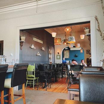 THE BEAR TAPHOUSE AND CAFE - Updated December 2025 - 16 Photos & 29 ...