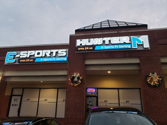 HUNTERM GAMING CENTER - 63 Photos & 56 Reviews - 7031 Little River ...