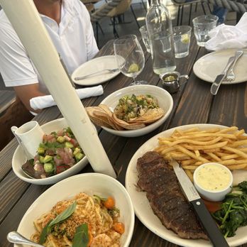 GREAT WHITE - Updated August 2024 - 1179 Photos & 626 Reviews - 244 N ...