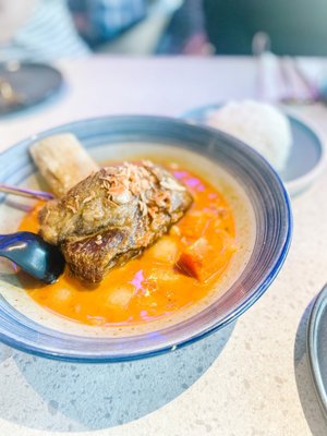 ISAAN DER - THAI KITCHEN & BAR - 283 Photos & 68 Reviews - 9021 Leslie ...