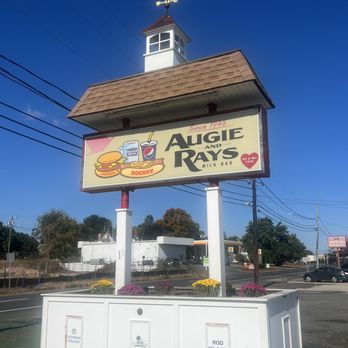 AUGIE & RAY’S DRIVE IN - Updated January 2026 - 113 Photos & 77 Reviews ...