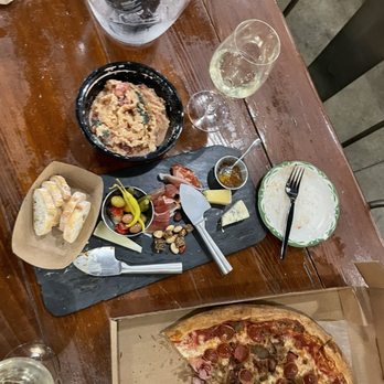 MANO BELLA ARTISAN FOODS - Updated April 2025 - 56 Photos & 39 Reviews ...