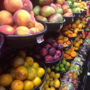 CIRCLE FOOD STORE - Updated July 2025 - 19 Photos & 35 Reviews - 1522 ...