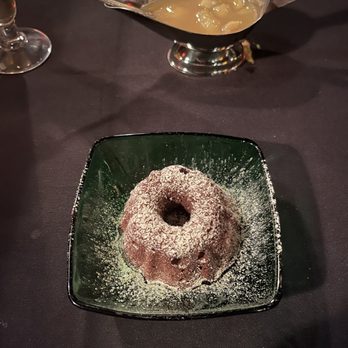 MAINLANDER - Updated May 2024 - 75 Photos & 34 Reviews - 8 S Euclid Ave ...